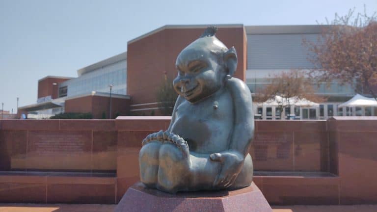 Route 66 - Billiken in St. Louis – The Restless Viking