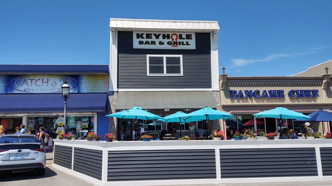 Key Hole Bar and Grill, Mackinaw City – The Restless Viking